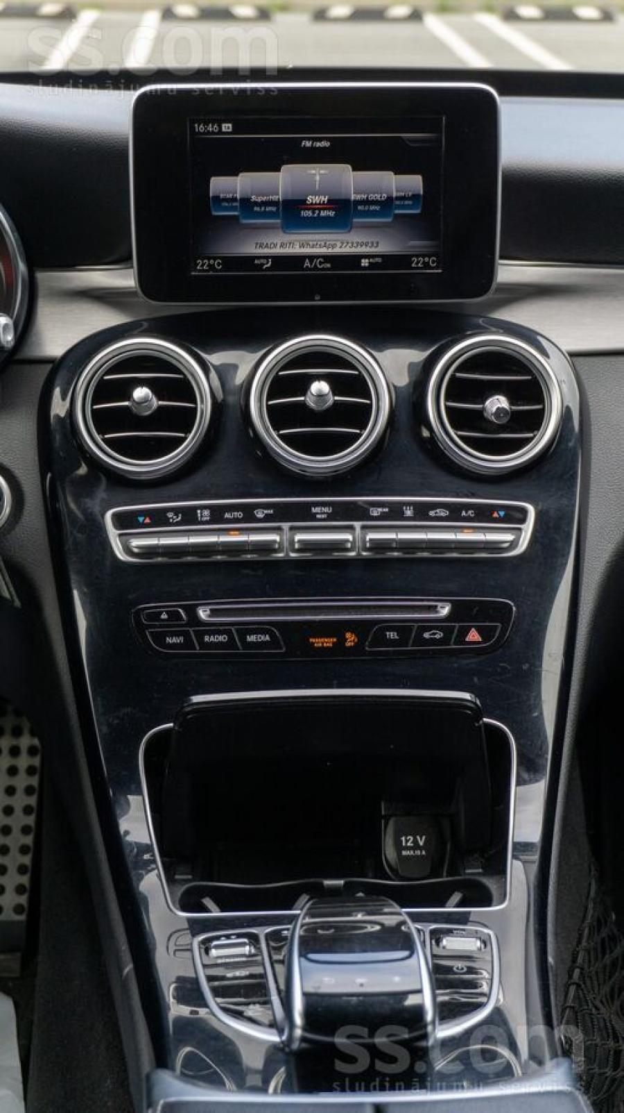 Black Mercedes-Benz C 350 2018 in Riga, with an engine capacity of 2.00 L and mileage of 202 thousand km for 11490 €, photo 14 on AUTOMOTO.COM.LV