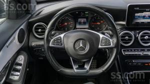 Black Mercedes-Benz C 350 2018 in Riga, with an engine capacity of 2.00 L and mileage of 202 thousand km for 11490 €, photo 15 on AUTOMOTO.COM.LV