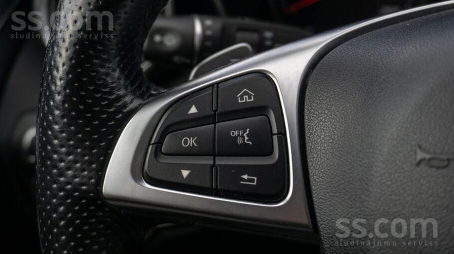 Black Mercedes-Benz C 350 2018 in Riga, with an engine capacity of 2.00 L and mileage of 202 thousand km for 11490 €, photo 21 on AUTOMOTO.COM.LV