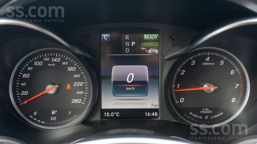 Black Mercedes-Benz C 350 2018 in Riga, with an engine capacity of 2.00 L and mileage of 202 thousand km for 11490 €, photo 24 on AUTOMOTO.COM.LV