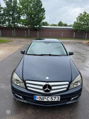 Blue Mercedes-Benz C 350 2010 in Plunge, with an engine capacity of 3.00 L and mileage of 402 thousand km for 5500 €, photo 10 on AUTOMOTO.COM.LV