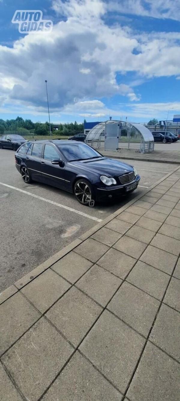 Zils Mercedes-Benz C 350 2006 Klaipėda, ar dzinēja tilpumu 3.50 L un nobraukumu 305 tūkst. km par 2300 €, foto 5 vietnē AUTOMOTO.COM.LV