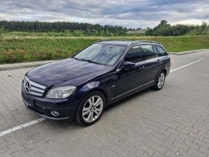Синий Мерседес Ц 350 2010 в Вильнюс, объемом двигателя 3.00 л и пробегом 255 тыс. км за 3750 €, фото  на AUTOMOTO.COM.LV