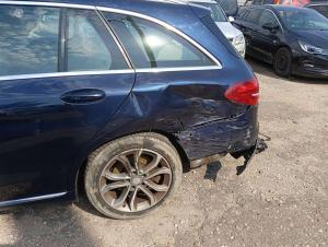 Zils Mercedes-Benz C 350 2015 Marijampole, ar dzinēja tilpumu 1.99 L un nobraukumu 341 tūkst. km par 5950 €, foto 5 vietnē AUTOMOTO.COM.LV
