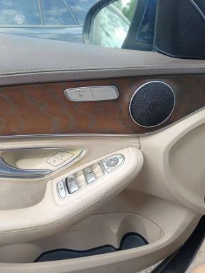 Zils Mercedes-Benz C 350 2015 Marijampole, ar dzinēja tilpumu 1.99 L un nobraukumu 341 tūkst. km par 5950 €, foto 28 vietnē AUTOMOTO.COM.LV