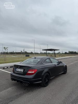 Mercedes-Benz C 350 2013 in Marijampole, with an engine capacity of 3.50 L and mileage of 260 thousand km for 10000 €, photo 17 on AUTOMOTO.COM.LV