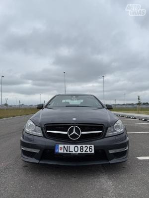 Mercedes-Benz C 350 2013 in Marijampole, with an engine capacity of 3.50 L and mileage of 260 thousand km for 10000 €, photo 20 on AUTOMOTO.COM.LV