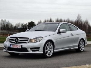 Grey Mercedes-Benz C 350 2012 in Vilnius, with an engine capacity of 3.50 L and mileage of 152 thousand km for 11100 €, photo 7 on AUTOMOTO.COM.LV