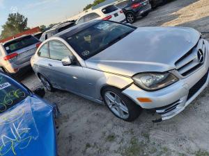 Grey Mercedes-Benz C 350 2012 in Vilnius, with an engine capacity of 3.50 L and mileage of 152 thousand km for 11100 €, photo 15 on AUTOMOTO.COM.LV