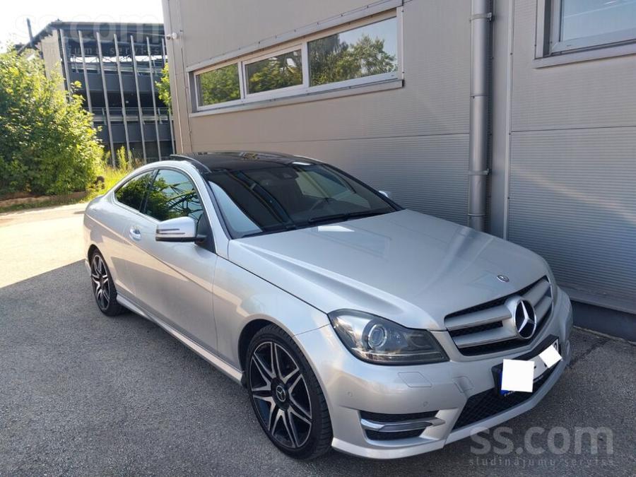 Grey Mercedes-Benz C 350 2014 in Riga, with an engine capacity of 3.50 L and mileage of 192 thousand km for 14500 €, photo 1 on AUTOMOTO.COM.LV