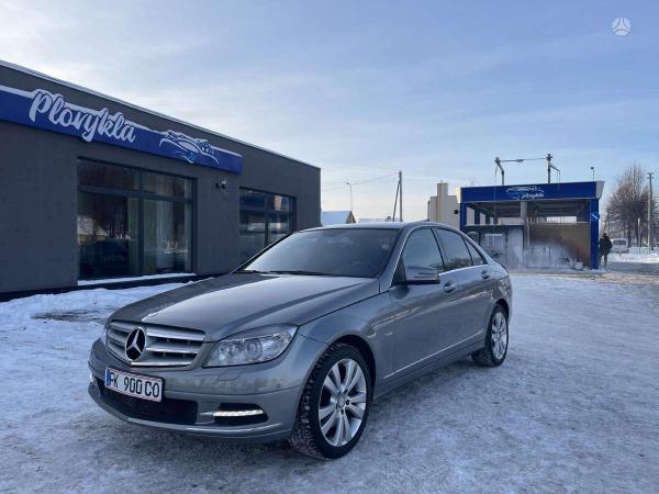 Grey Mercedes-Benz C 350 2010 in Taurage, with an engine capacity of 3.00 L and mileage of 183 thousand km for 5900 €, photo 1 on AUTOMOTO.COM.LV
