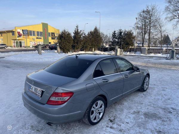 Grey Mercedes-Benz C 350 2010 in Taurage, with an engine capacity of 3.00 L and mileage of 183 thousand km for 5900 €, photo 6 on AUTOMOTO.COM.LV
