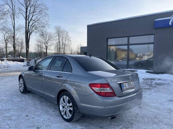 Grey Mercedes-Benz C 350 2010 in Taurage, with an engine capacity of 3.00 L and mileage of 183 thousand km for 5900 €, photo 7 on AUTOMOTO.COM.LV