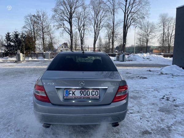 Grey Mercedes-Benz C 350 2010 in Taurage, with an engine capacity of 3.00 L and mileage of 183 thousand km for 5900 €, photo 8 on AUTOMOTO.COM.LV