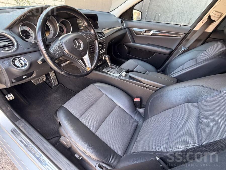 Grey Mercedes-Benz C 350 2011 in Liepaja, with an engine capacity of 3.00 L and mileage of 228 thousand km for 8500 €, photo 8 on AUTOMOTO.COM.LV