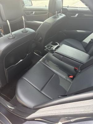 Pelēks Mercedes-Benz C 350 2014 Šauļi, ar dzinēja tilpumu 3.50 L un nobraukumu 229 tūkst. km par 9300 €, foto 8 vietnē AUTOMOTO.COM.LV