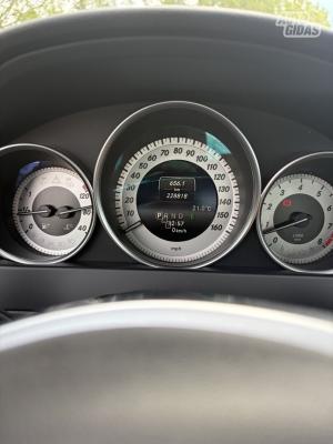 Pelēks Mercedes-Benz C 350 2014 Šauļi, ar dzinēja tilpumu 3.50 L un nobraukumu 229 tūkst. km par 9300 €, foto 13 vietnē AUTOMOTO.COM.LV