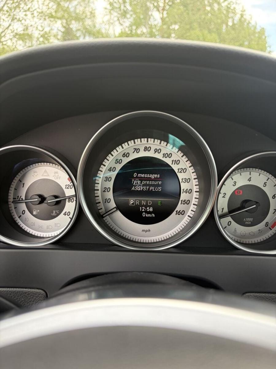 Pelēks Mercedes-Benz C 350 2014 Šauļi, ar dzinēja tilpumu 3.50 L un nobraukumu 229 tūkst. km par 9300 €, foto 14 vietnē AUTOMOTO.COM.LV
