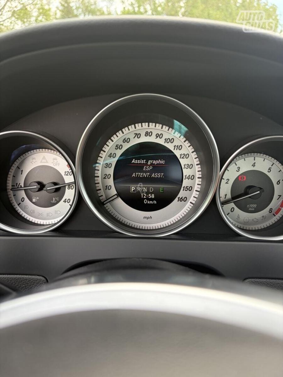 Pelēks Mercedes-Benz C 350 2014 Šauļi, ar dzinēja tilpumu 3.50 L un nobraukumu 229 tūkst. km par 9300 €, foto 16 vietnē AUTOMOTO.COM.LV