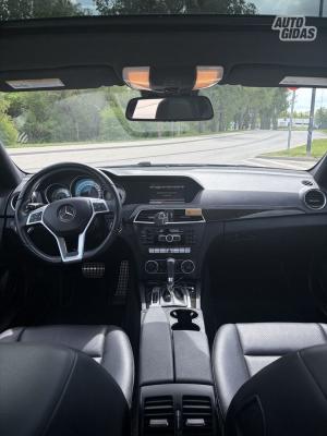 Pelēks Mercedes-Benz C 350 2014 Šauļi, ar dzinēja tilpumu 3.50 L un nobraukumu 229 tūkst. km par 9000 €, foto 10 vietnē AUTOMOTO.COM.LV
