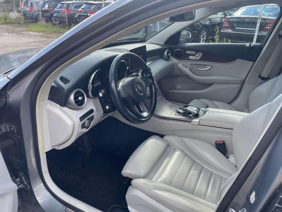 Grey Mercedes-Benz C 350 2015 in Telschi, with an engine capacity of 1.99 L and mileage of 230 thousand km for 14499 €, photo 19 on AUTOMOTO.COM.LV
