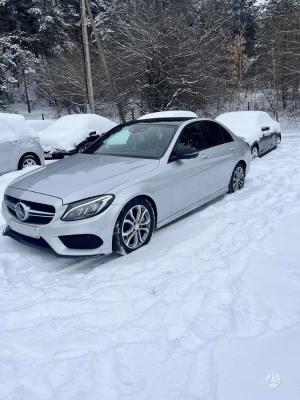Grey Mercedes-Benz C 350 2016 in Kaunas, with an engine capacity of 1.99 L and mileage of 220 thousand km for 17200 €, photo 3 on AUTOMOTO.COM.LV