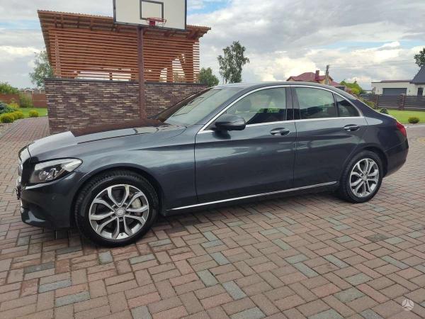 Pelēks Mercedes-Benz C 350 2017 Pakruojis, ar dzinēja tilpumu 1.99 L un nobraukumu 179 tūkst. km par 12750 €, foto 5 vietnē AUTOMOTO.COM.LV