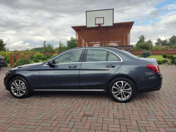 Pelēks Mercedes-Benz C 350 2017 Pakruojis, ar dzinēja tilpumu 1.99 L un nobraukumu 179 tūkst. km par 12750 €, foto 6 vietnē AUTOMOTO.COM.LV