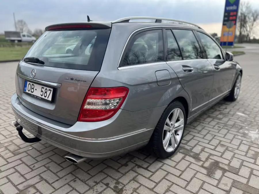 Серый Мерседес Ц 350 2009 в Екабпилс, объемом двигателя 3.00 л и пробегом 302 тыс. км за 6300 €, фото 7 на AUTOMOTO.COM.LV