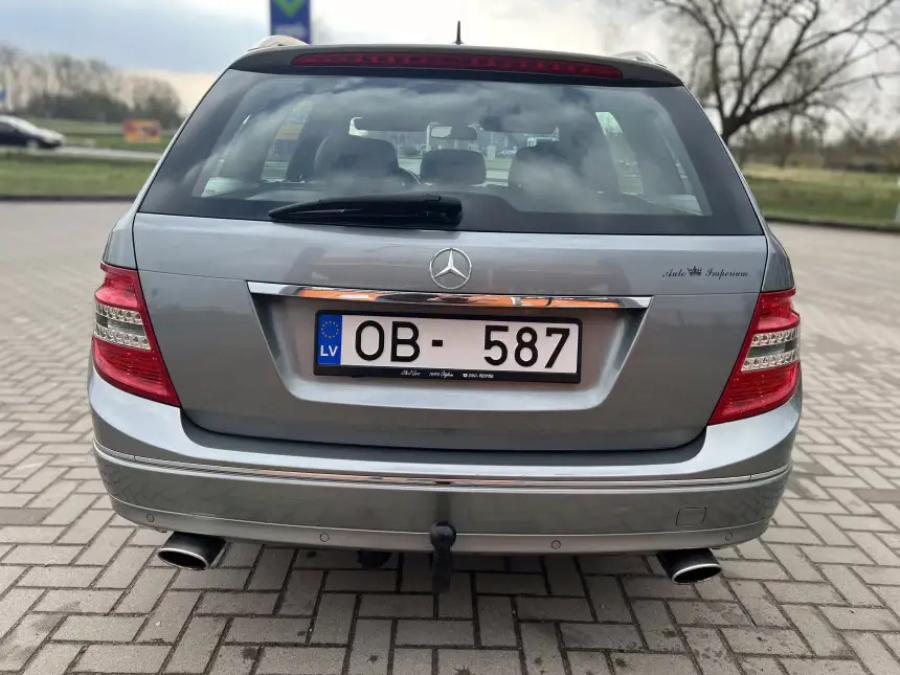Серый Мерседес Ц 350 2009 в Екабпилс, объемом двигателя 3.00 л и пробегом 302 тыс. км за 6300 €, фото 9 на AUTOMOTO.COM.LV