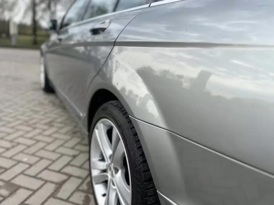 Серый Мерседес Ц 350 2009 в Екабпилс, объемом двигателя 3.00 л и пробегом 302 тыс. км за 6300 €, фото 18 на AUTOMOTO.COM.LV