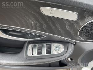 Pelēks Mercedes-Benz C 350 2015 Rīga, ar dzinēja tilpumu 2.00 L un nobraukumu 303 tūkst. km par 11300 €, foto 7 vietnē AUTOMOTO.COM.LV
