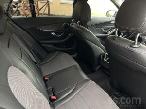 Pelēks Mercedes-Benz C 350 2015 Rīga, ar dzinēja tilpumu 2.00 L un nobraukumu 303 tūkst. km par 11300 €, foto 21 vietnē AUTOMOTO.COM.LV