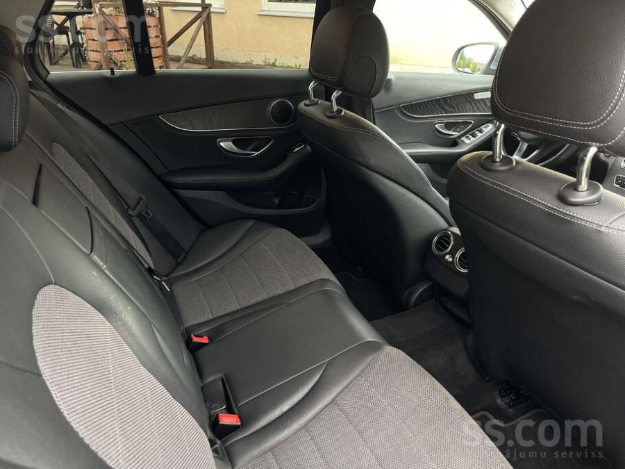 Pelēks Mercedes-Benz C 350 2015 Rīga, ar dzinēja tilpumu 2.00 L un nobraukumu 303 tūkst. km par 11300 €, foto 21 vietnē AUTOMOTO.COM.LV