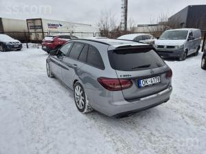 Grey Mercedes-Benz C 350 2015 in Riga, with an engine capacity of 2.00 L and mileage of 246 thousand km for 14990 €, photo 8 on AUTOMOTO.COM.LV