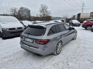 Grey Mercedes-Benz C 350 2015 in Riga, with an engine capacity of 2.00 L and mileage of 246 thousand km for 14990 €, photo 5 on AUTOMOTO.COM.LV