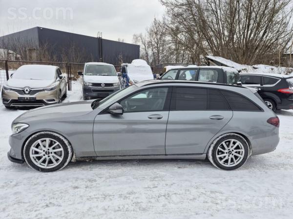 Grey Mercedes-Benz C 350 2015 in Riga, with an engine capacity of 2.00 L and mileage of 246 thousand km for 14990 €, photo 8 on AUTOMOTO.COM.LV