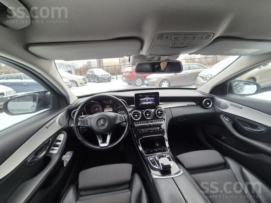Grey Mercedes-Benz C 350 2015 in Riga, with an engine capacity of 2.00 L and mileage of 246 thousand km for 14990 €, photo 10 on AUTOMOTO.COM.LV