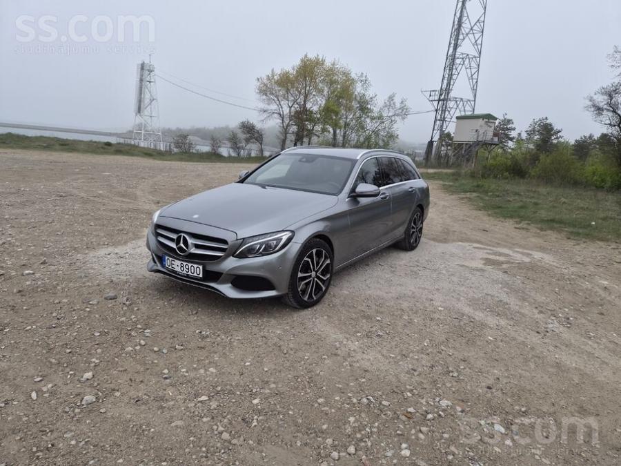 Pelēks Mercedes-Benz C 350 2015 Liepāja, ar dzinēja tilpumu 2.00 L un nobraukumu 233 tūkst. km par 12500 €, foto 14 vietnē AUTOMOTO.COM.LV