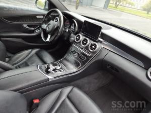 Pelēks Mercedes-Benz C 350 2015 Liepāja, ar dzinēja tilpumu 2.00 L un nobraukumu 233 tūkst. km par 12500 €, foto 18 vietnē AUTOMOTO.COM.LV