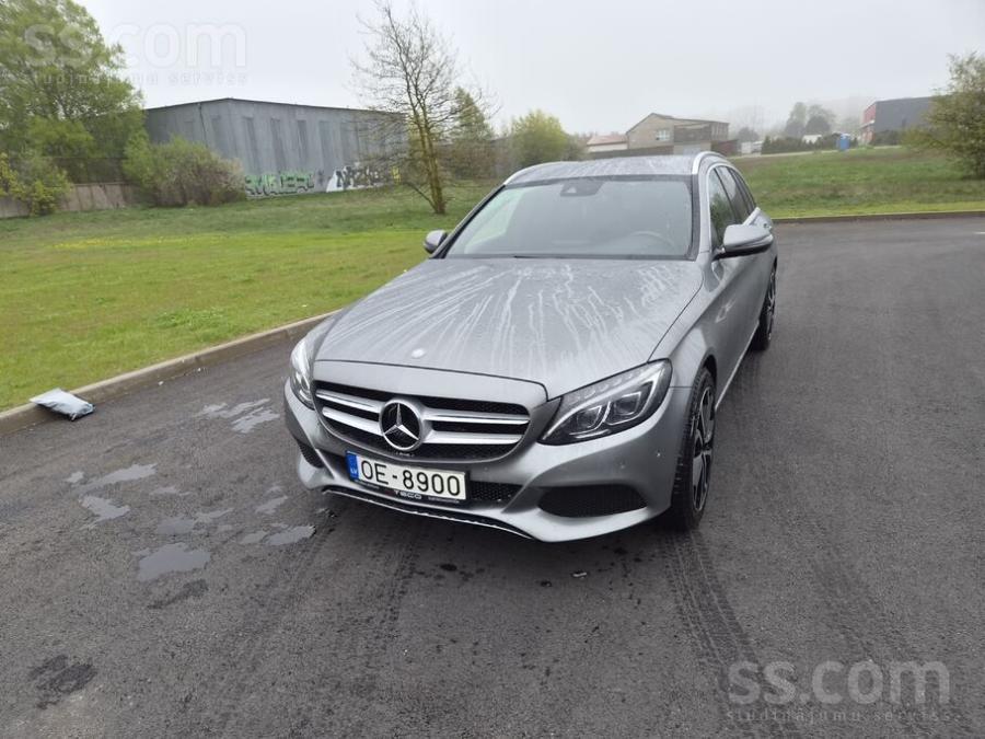 Pelēks Mercedes-Benz C 350 2015 Liepāja, ar dzinēja tilpumu 2.00 L un nobraukumu 233 tūkst. km par 12500 €, foto 23 vietnē AUTOMOTO.COM.LV