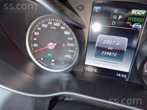 Pelēks Mercedes-Benz C 350 2015 Liepāja, ar dzinēja tilpumu 2.00 L un nobraukumu 233 tūkst. km par 12500 €, foto 27 vietnē AUTOMOTO.COM.LV