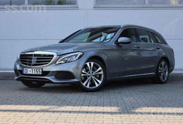 Pelēks Mercedes-Benz C 350 2015 Rīga, ar dzinēja tilpumu 2.00 L un nobraukumu 0 tūkst. km par 12995 €, foto 1 vietnē AUTOMOTO.COM.LV