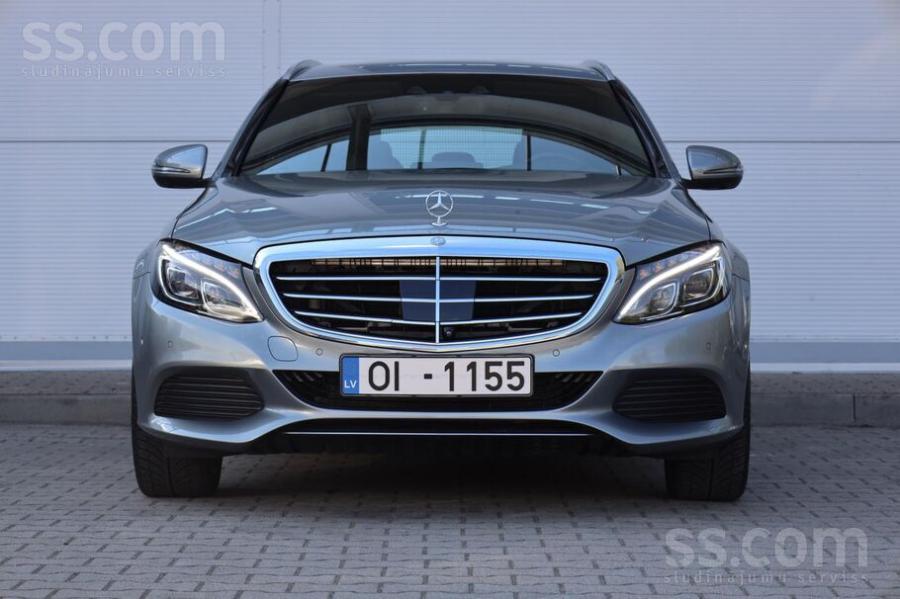 Серый Мерседес Ц 350 2015 в Рига, объемом двигателя 2.00 л и пробегом 0 тыс. км за 12995 €, фото 4 на AUTOMOTO.COM.LV
