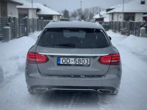 Серый Мерседес Ц 350 2015 в Елгава, объемом двигателя 2.00 л и пробегом 263 тыс. км за 11000 €, фото 7 на AUTOMOTO.COM.LV