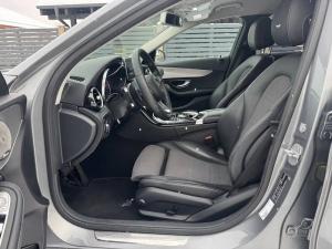 Серый Мерседес Ц 350 2015 в Елгава, объемом двигателя 2.00 л и пробегом 263 тыс. км за 11000 €, фото 9 на AUTOMOTO.COM.LV
