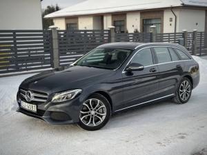 Grey Mercedes-Benz C 350 2015 in Jelgava, with an engine capacity of 2.00 L and mileage of 214 thousand km for 11700 €, photo 1 on AUTOMOTO.COM.LV