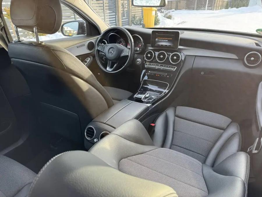 Grey Mercedes-Benz C 350 2015 in Jelgava, with an engine capacity of 2.00 L and mileage of 214 thousand km for 11700 €, photo 13 on AUTOMOTO.COM.LV
