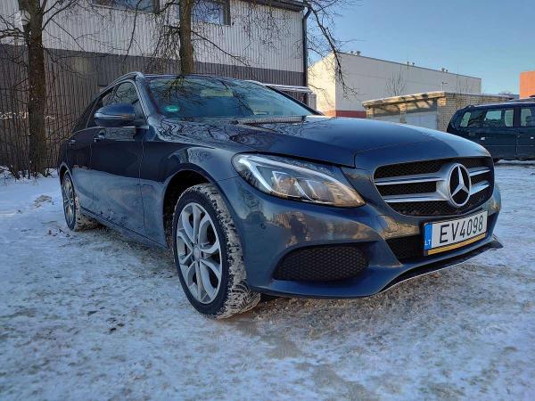 Серый Мерседес Ц 350 2015 в Клайпеда, объемом двигателя 2.00 л и пробегом 205 тыс. км за 7000 €, фото 6 на AUTOMOTO.COM.LV