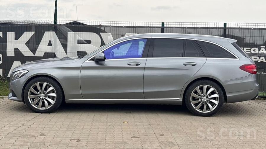 Pelēks Mercedes-Benz C 350 2015 Liepāja, ar dzinēja tilpumu 2.00 L un nobraukumu 250 tūkst. km par 12500 €, foto 9 vietnē AUTOMOTO.COM.LV